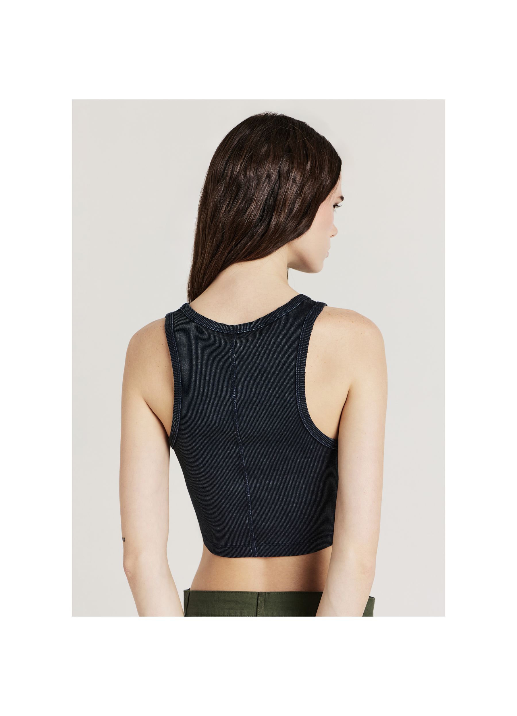 Washed-out rowing top blue night | Calliope