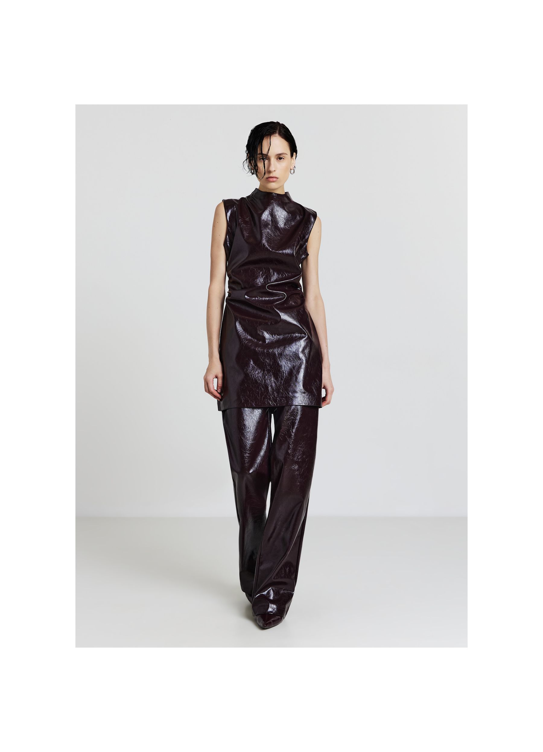 Pantalone palazzo sa efektom kože ljubičastocrvena | Calliope