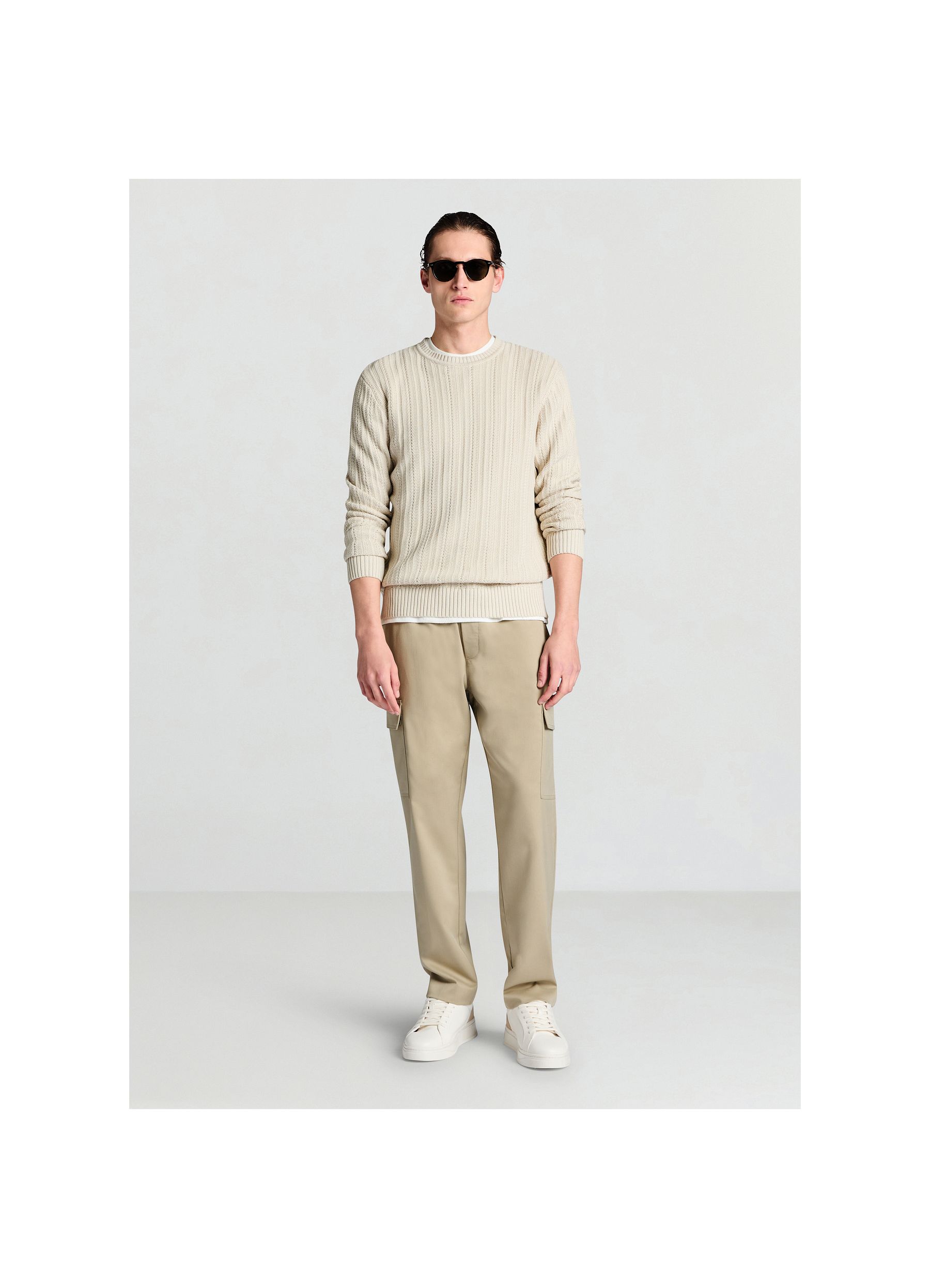 Cable-knit jumper with crew neck sand | Calliope